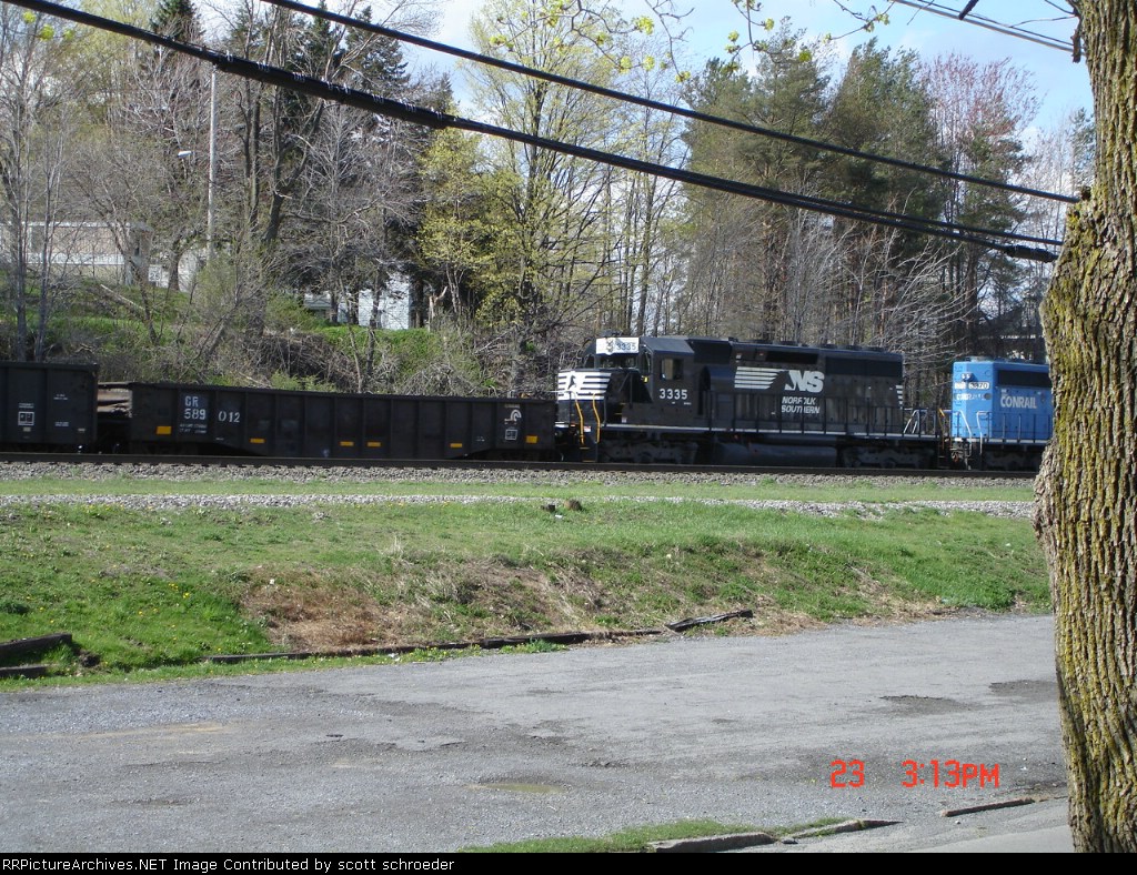 CR 589012 Gondola w/NS 3335 & NS (ex.CR) 3370 pushing at the rear WB